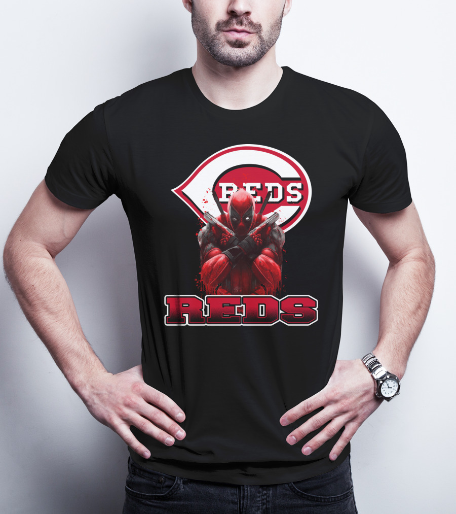 Cincinnati Reds Deadpool Crossover Fans T-Shirt