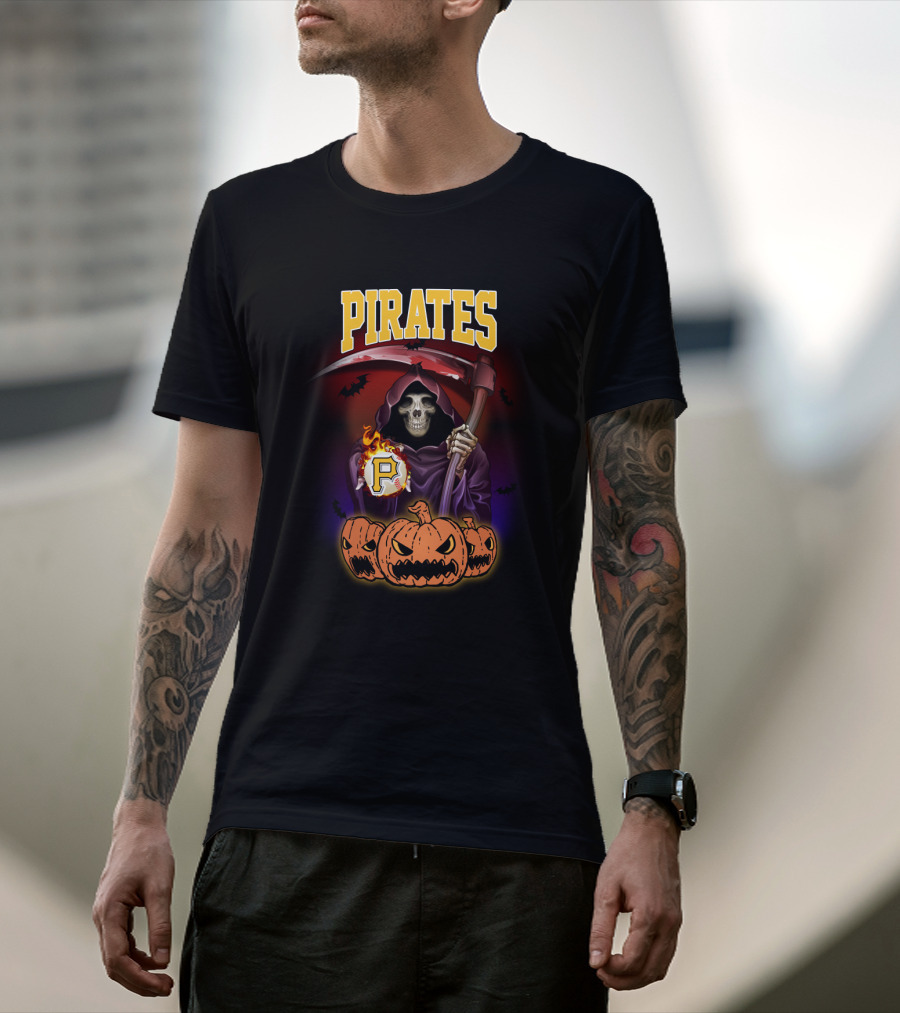 Pittsburgh Pirates Reaper With Scythe And Flaming Baseball Surrounded By Pumpkins Halloween T-Shirt