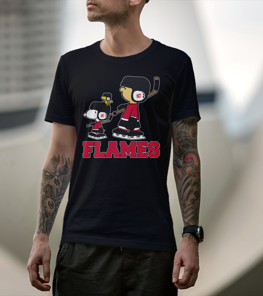Snoopy Woodstock Calgary Flames Ice Hockey Fans T-Shirt