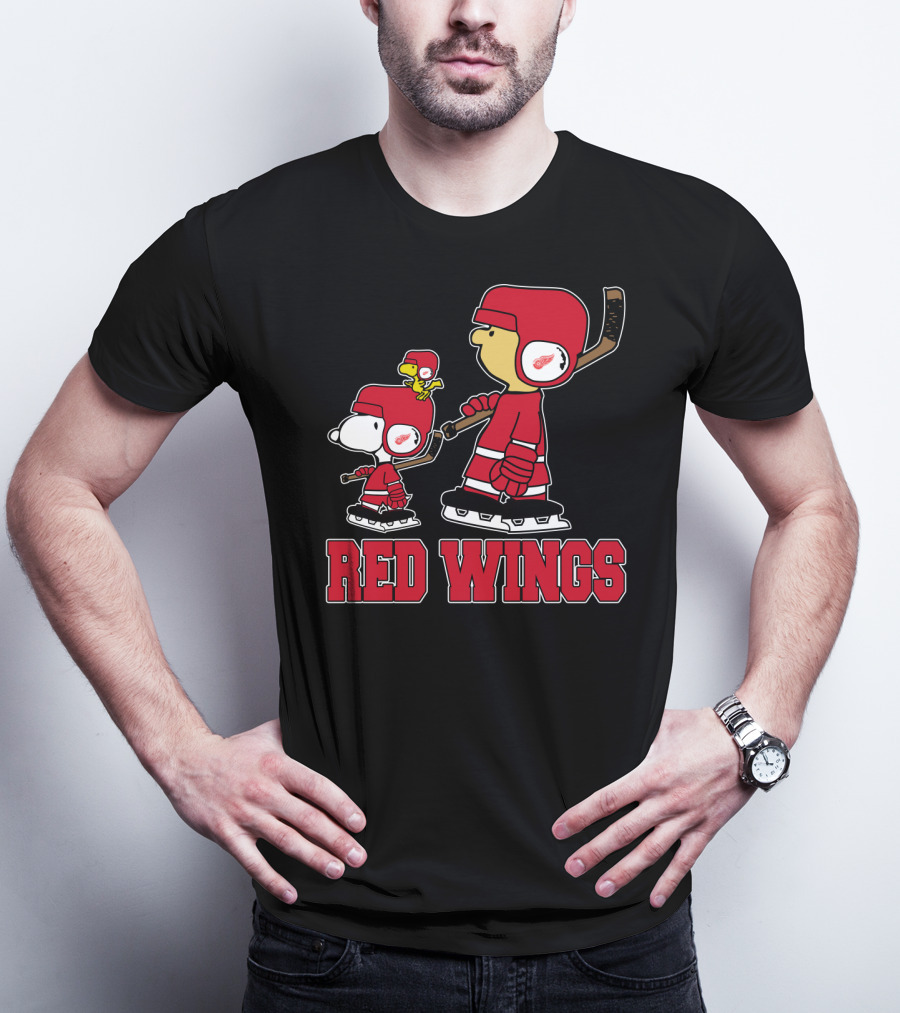Snoopy And Detroit Red Wings Ice Hockey Fan Team-Up T-Shirt