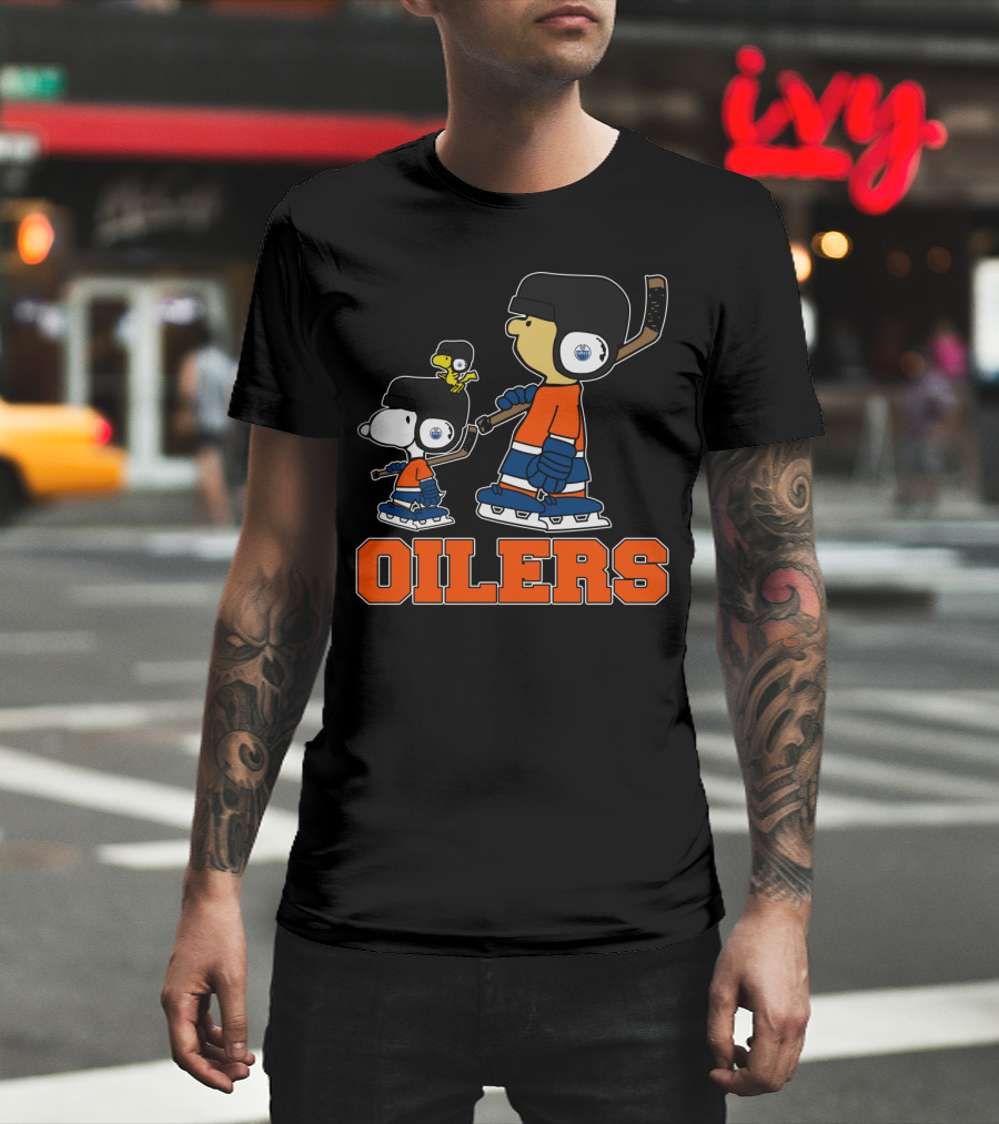 Snoopy And Woodstock Edmonton Oilers Hockey Fans T-Shirt