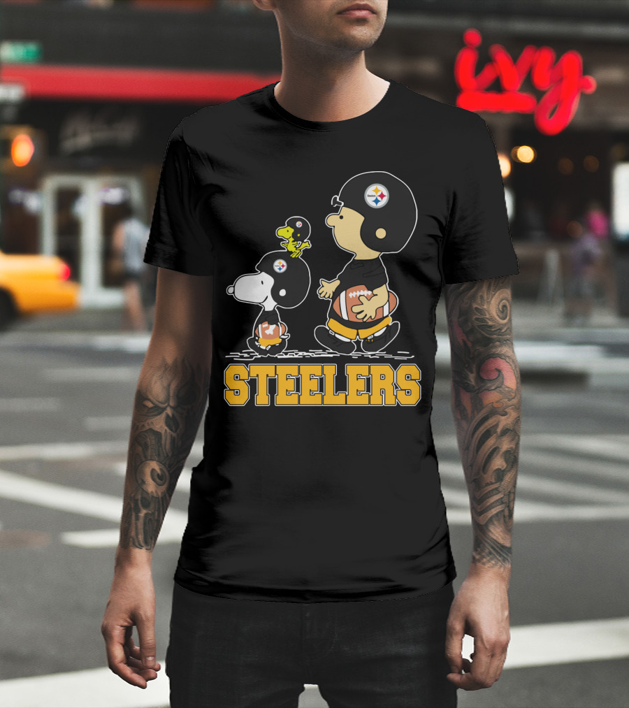 Snoopy Steelers Football Pittsburgh Fans T-Shirt