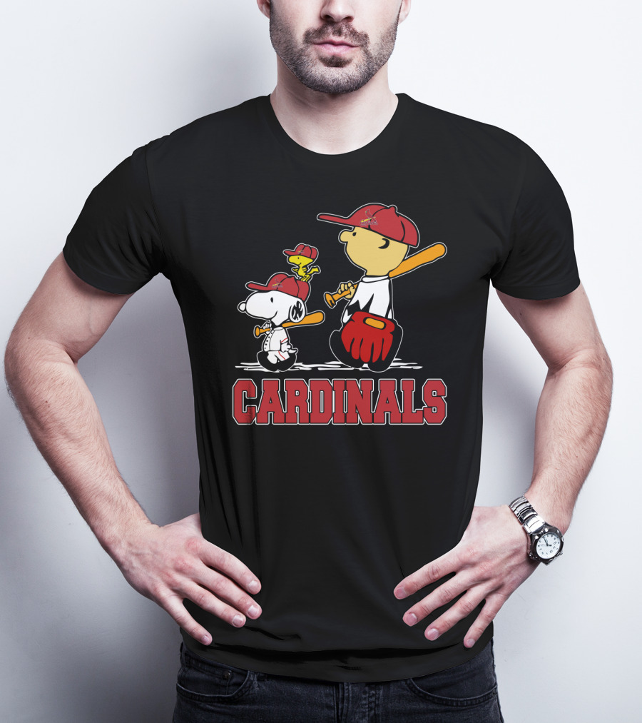 Snoopy Woodstock Charlie Brown Cardinals Baseball Fans T-Shirt