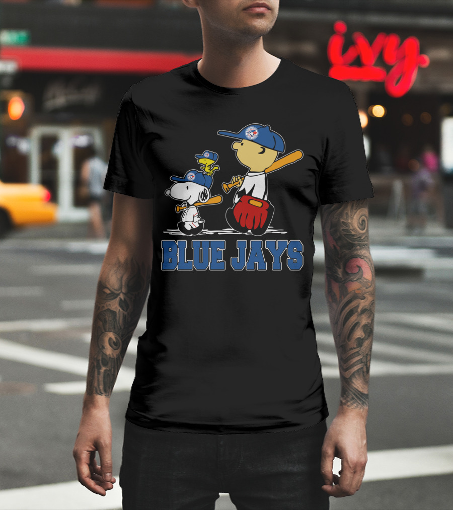 Snoopy Woodstock And Blue Jays Baseball Fans T-Shirt