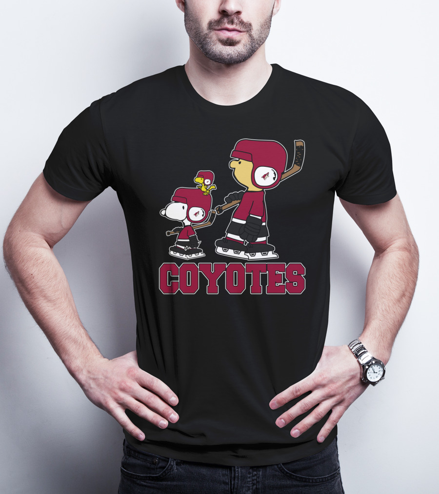 Snoopy Woodstock And Hockey Coyotes Team Fans T-Shirt
