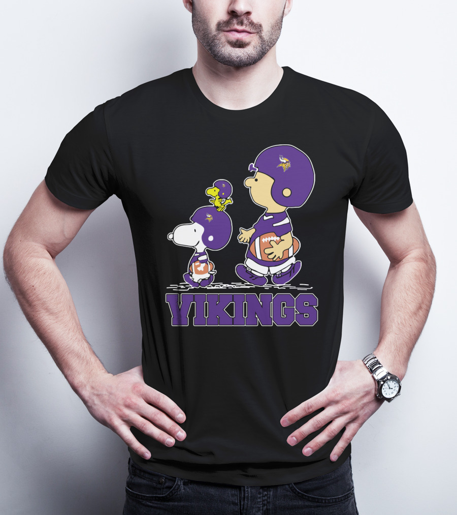 Snoopy Woodstock Charlie Brown Minnesota Vikings Fans T-Shirt