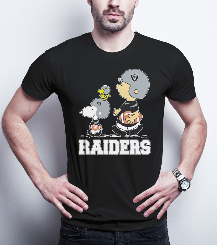 Snoopy Woodstock Charlie Brown Oakland Raiders Fans T-Shirt