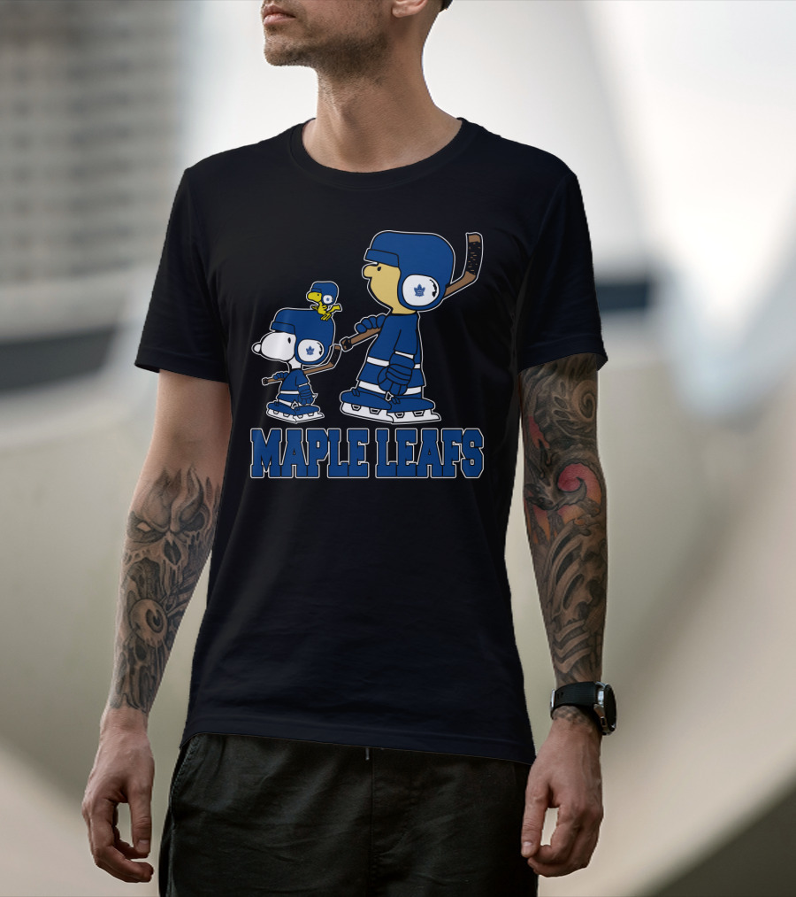 Snoopy And Woodstock With Toronto Maple Leafs Hockey Helmets And Ice Skates T-Shirt
