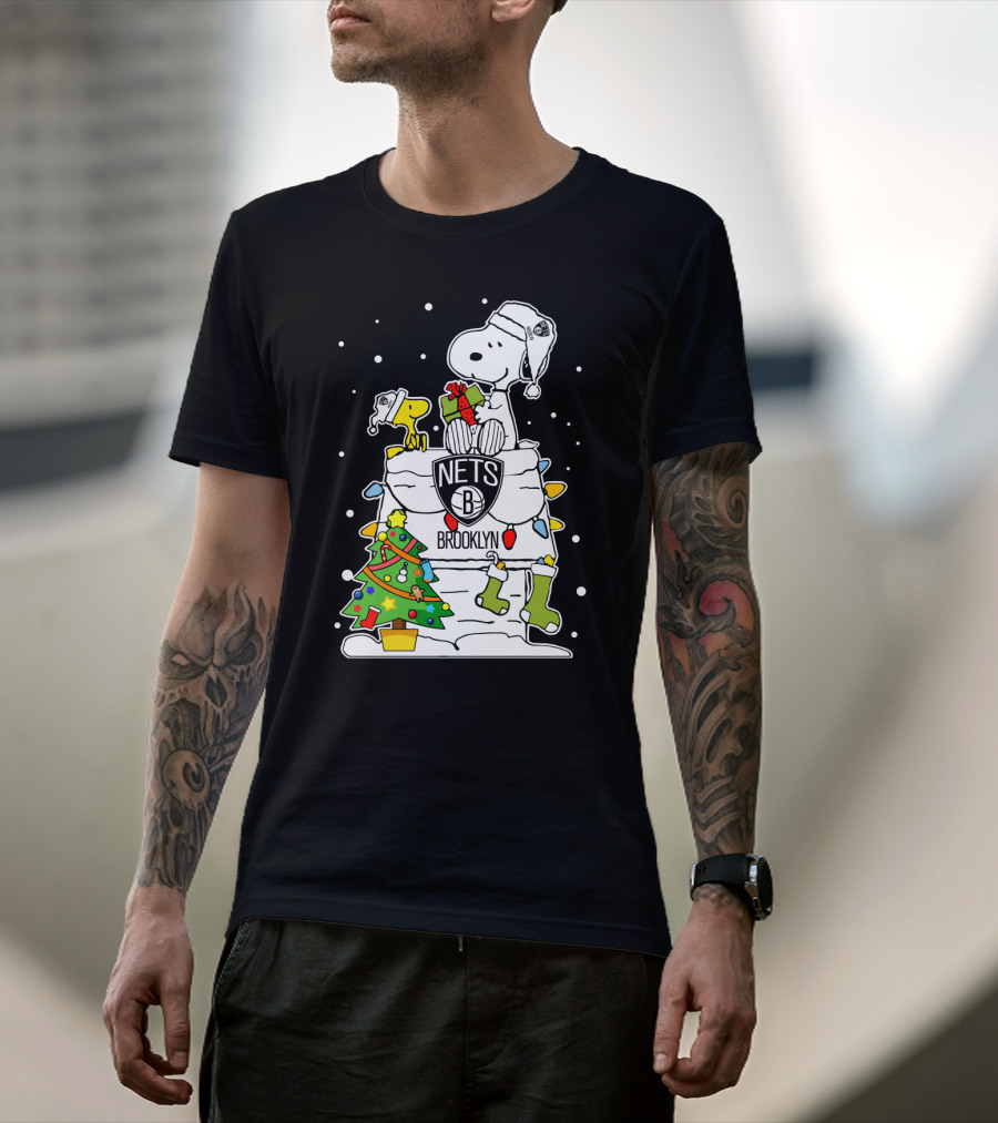 Brooklyn Nets Snoopy Christmas Peanuts Basketball Fan T-Shirt