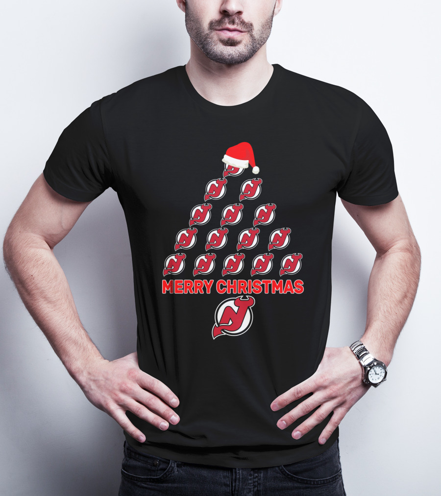 New Jersey Devils Christmas Tree With Santa Hat And Merry Christmas Message T-Shirt