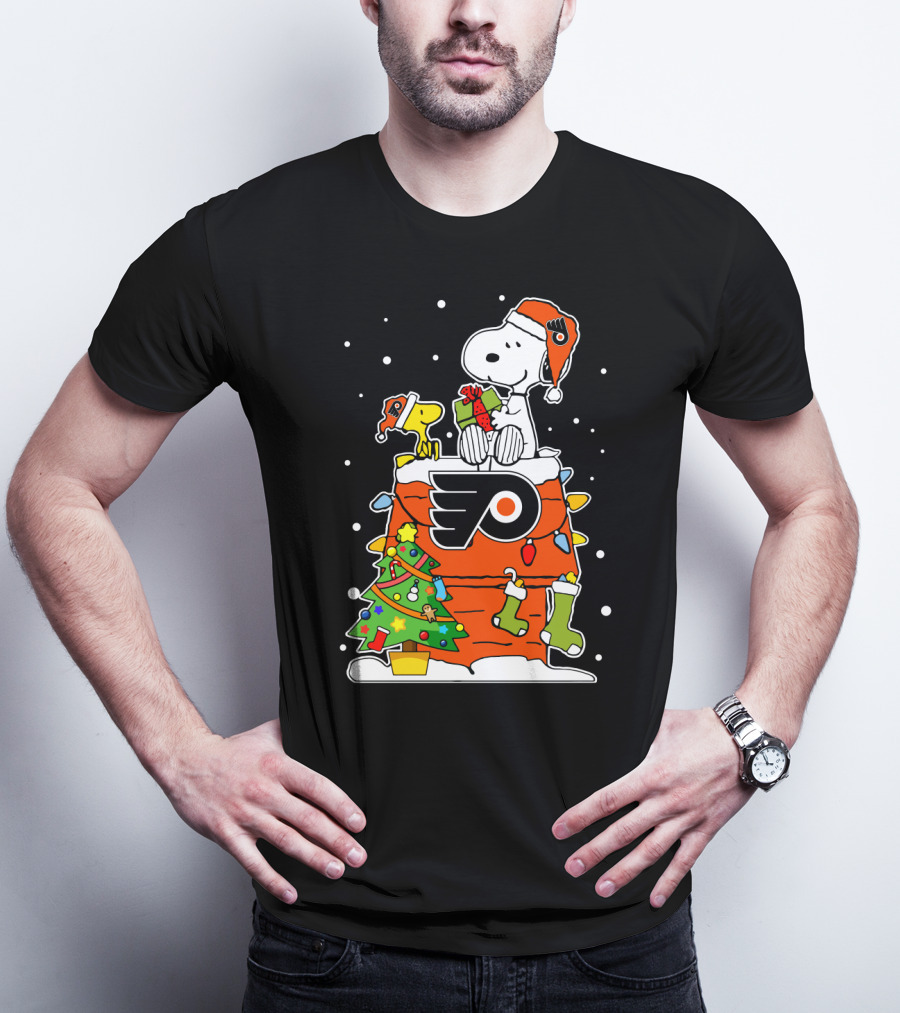 Snoopy Philadelphia Flyers Christmas Celebration With Woodstock And Gifts T-Shirt