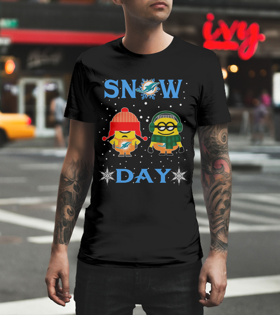 Snow Day Miami Dolphins Minion Fans Winter Fun T-Shirt