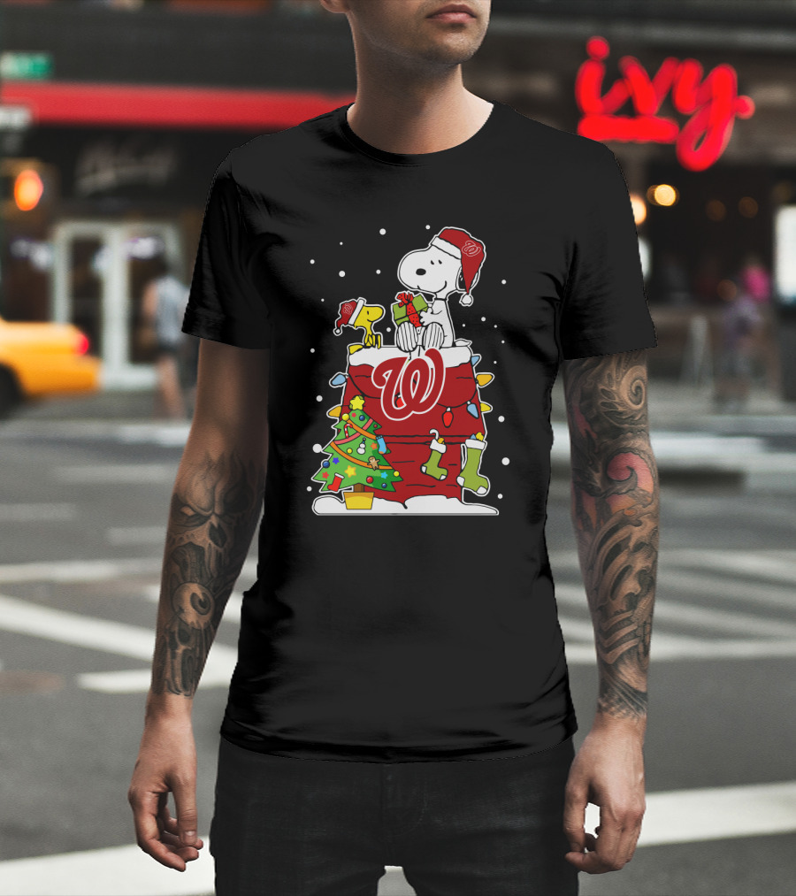 Washington Nationals Snoopy Christmas T-Shirt