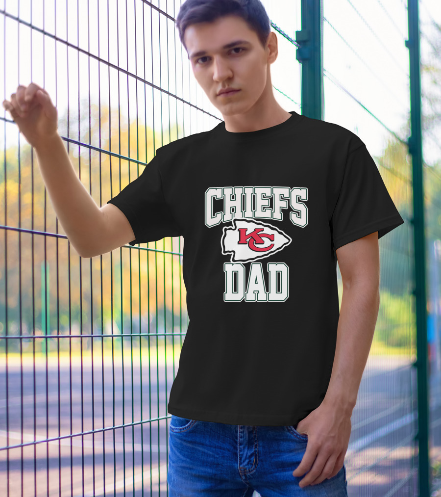 Chiefs Dad Kansas City Father's Day T-Shirt