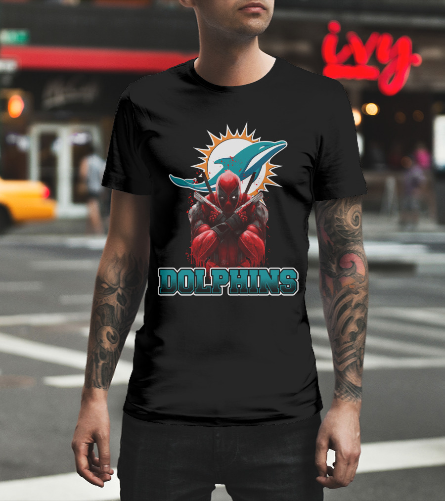 Miami Dolphins Logo And Deadpool Crossover Fans T-Shirt