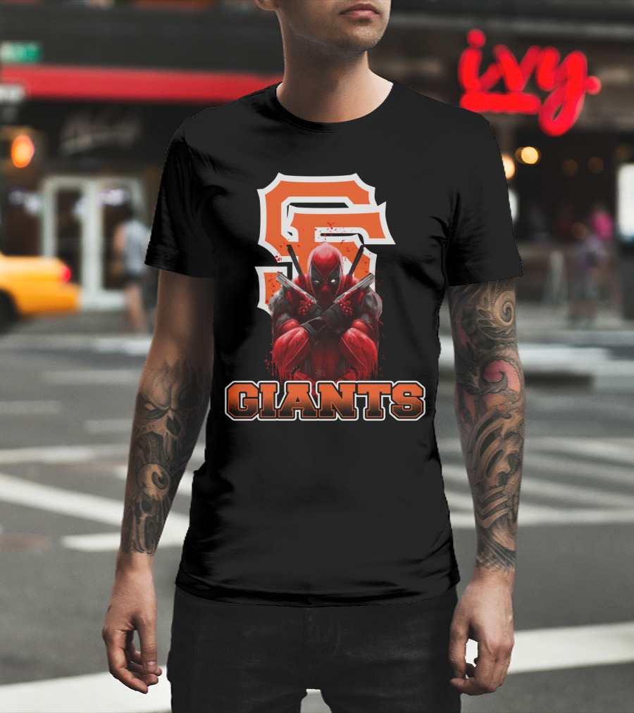 San Francisco Giants Deadpool Crossover Fans T-Shirt
