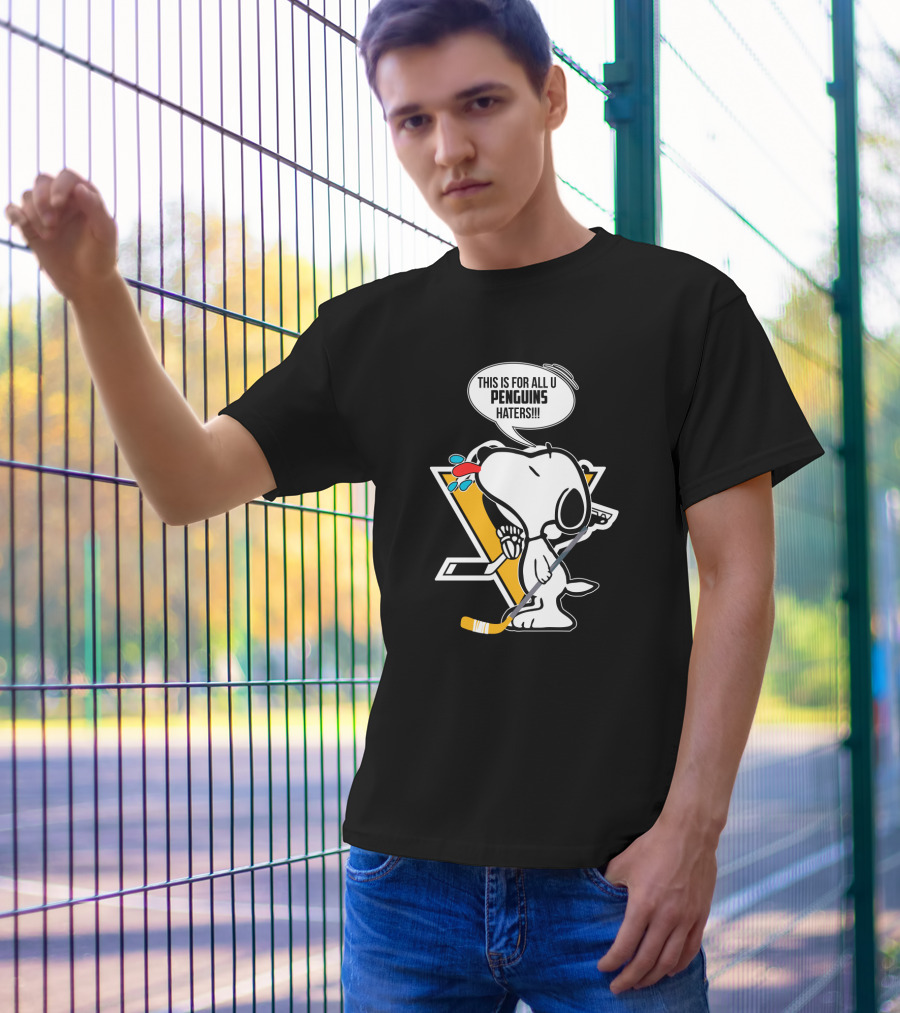 Snoopy Pittsburgh Penguins Hockey Speech Bubble Fan T-Shirt