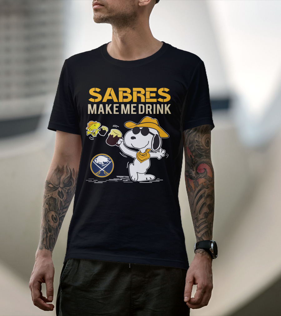 Snoopy Sabres Make Me Drink Buffalo Fan T-Shirt
