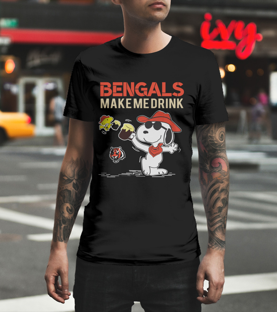 Bengals Make Me Drink Snoopy Cincinnati Bengals T-Shirt