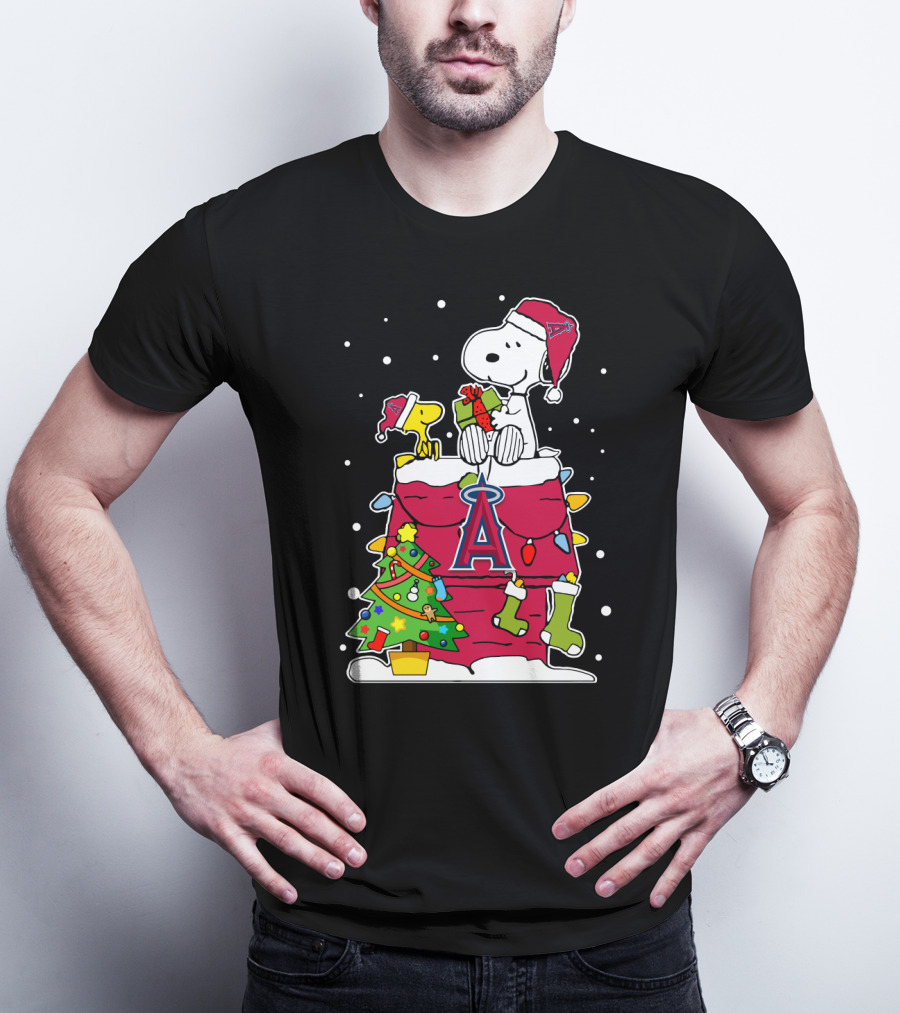 Los Angeles Angels Christmas Snoopy And Woodstock With Santa Hats And Gifts T-Shirt