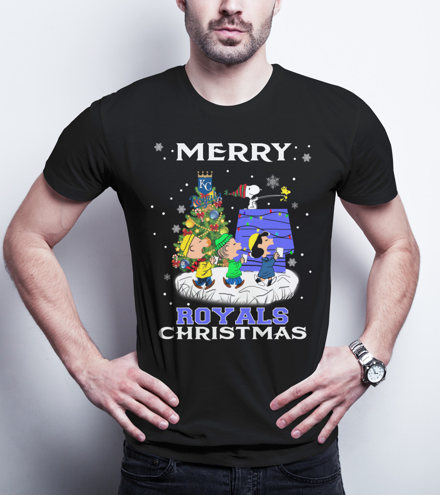 Kansas City Royals Christmas With Snoopy And Friends - Merry Festive T-Shirt