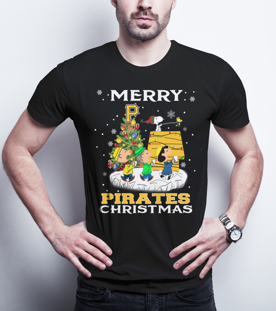 Merry Pittsburgh Pirates Christmas With Snoopy And Peanuts Characters T-Shirt