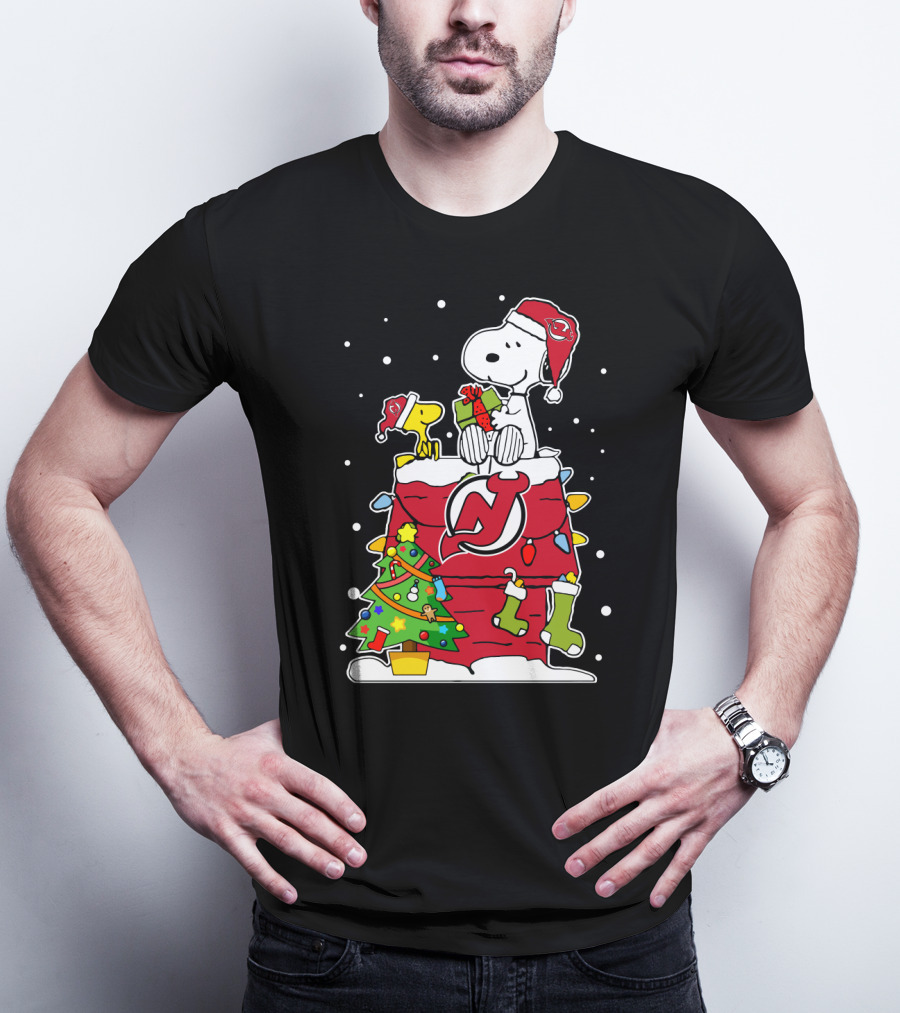 New Jersey Devils Christmas Snoopy And Woodstock Chimney Scene T-Shirt