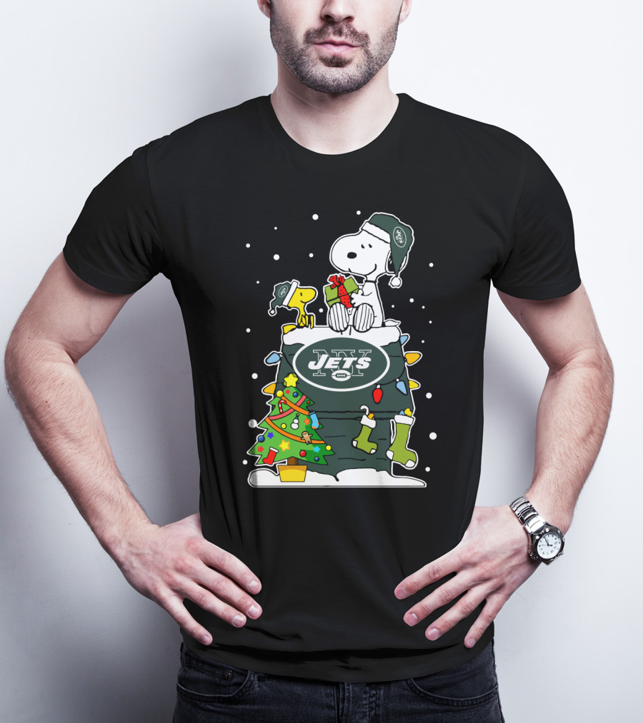 Snoopy And Woodstock Celebrate New York Jets Christmas T-Shirt