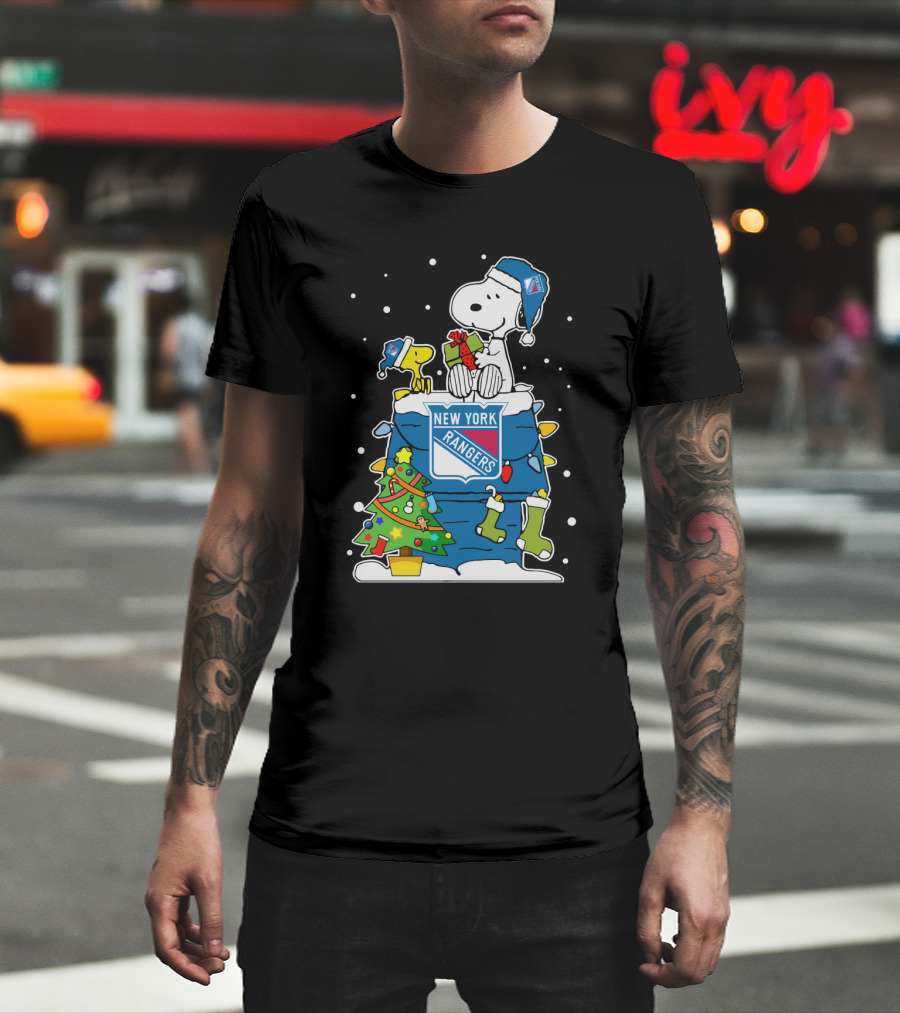 New York Rangers Snoopy And Woodstock Christmas T-Shirt