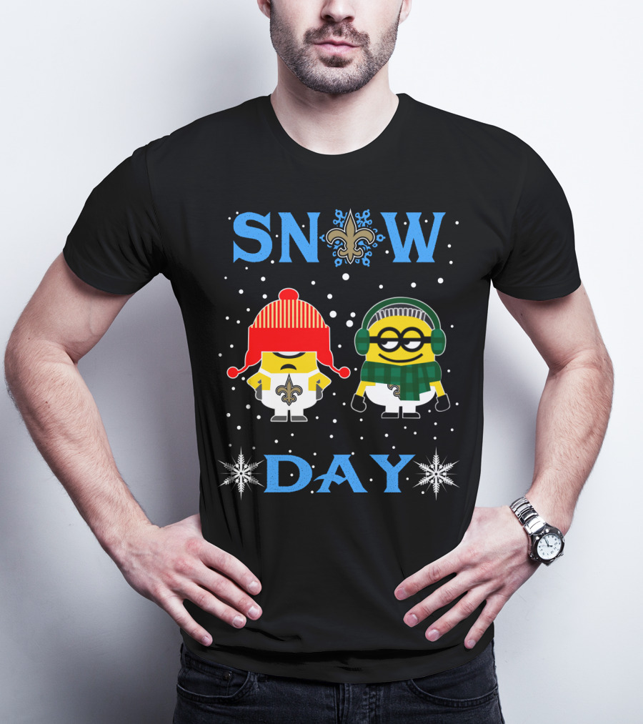 Snow Day Featuring New Orleans Saints And Minions In Winter Gear T-Shirt