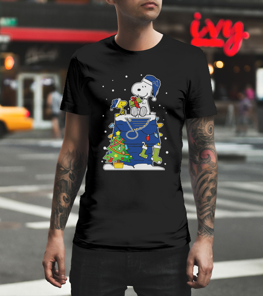 St. Louis Blues Snoopy Christmas Doghouse Scene With Woodstock And Gifts T-Shirt