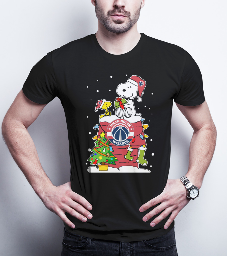 Washington Wizards Snoopy Christmas Santa Hat Peanuts Charlie Brown T-Shirt