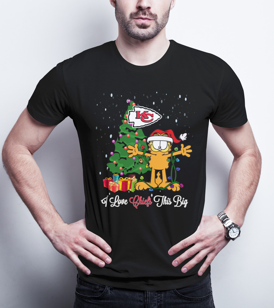 I Love Chiefs This Big Xmas Garfield Cat Kansas City Chiefs Christmas Tree T-Shirt