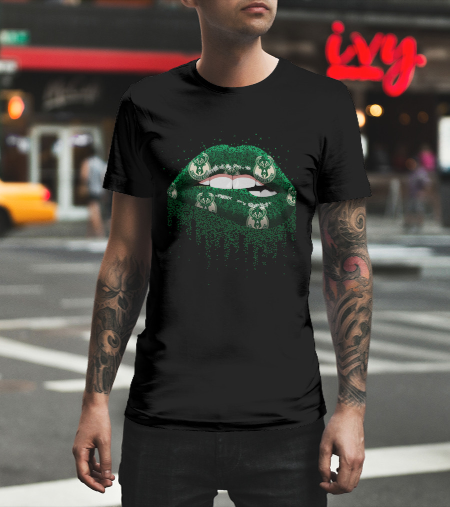 Milwaukee Bucks Lips Logo Pattern For Fans T-Shirt