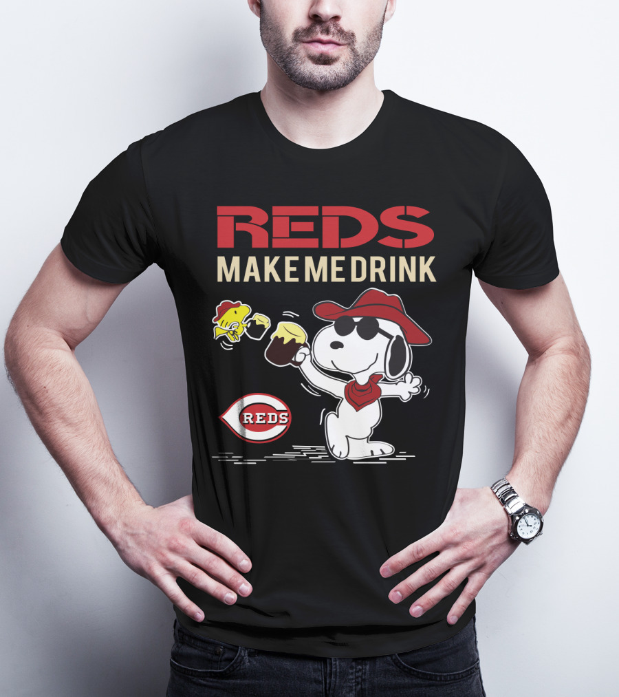 Reds Make Me Drink Snoopy Celebration For Cincinnati Reds Fans T-Shirt