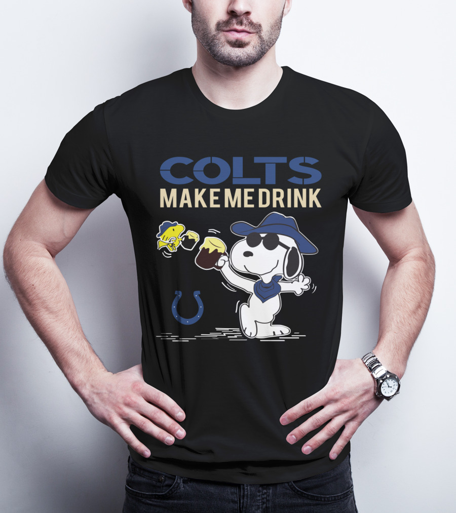 Colts Make Me Drink Snoopy Indianapolis Colts Fans Peanuts Football Horsehoe T-Shirt