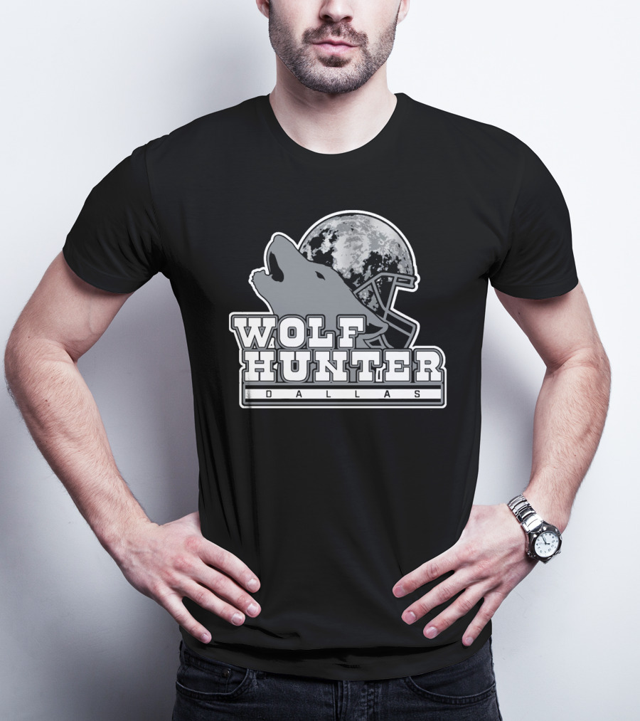 Dallas Wolf Hunter Full Moon Football Howl T-Shirt