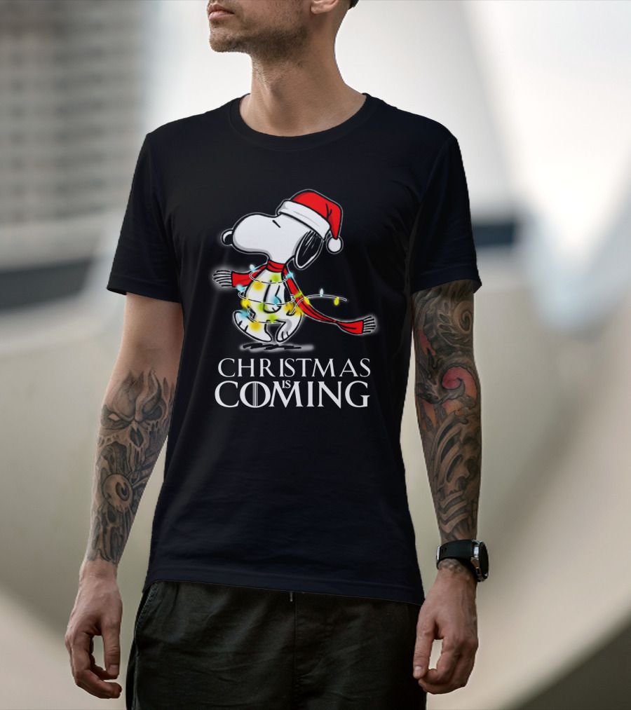 Snoopy Christmas Is Coming Game Of Thrones Santa Hat Lights T-Shirt