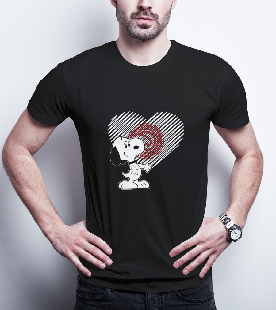Snoopy Loves Atlanta Hawks Heart T-Shirt