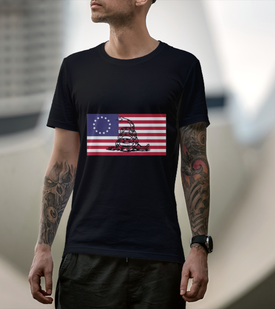 Betsy Ross Flag Combined With Gadsden Snake Icon 13 Star Colonial American Symbolism T-Shirt