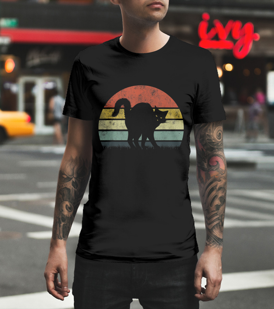 Vintage Retro Scary Black Cat Silhouette Sunset T-Shirt