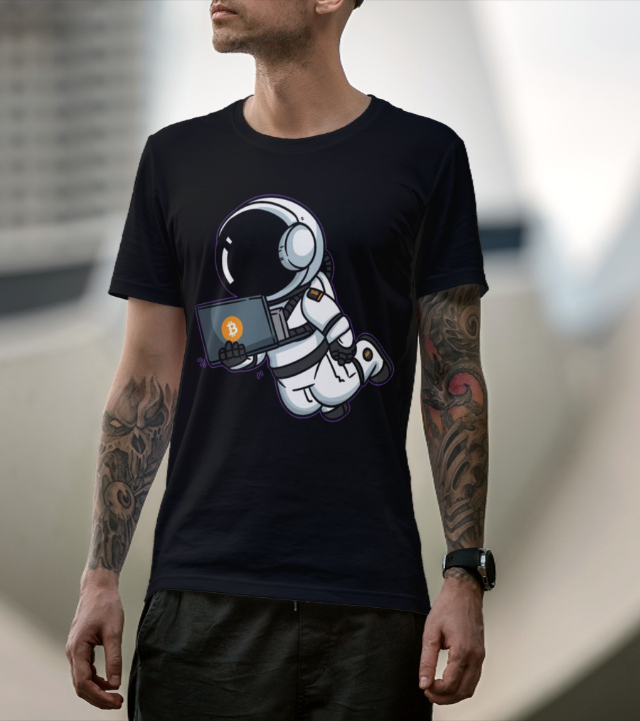 Astronaut Bitcoin To The Moon Crypto Adventure T-Shirt