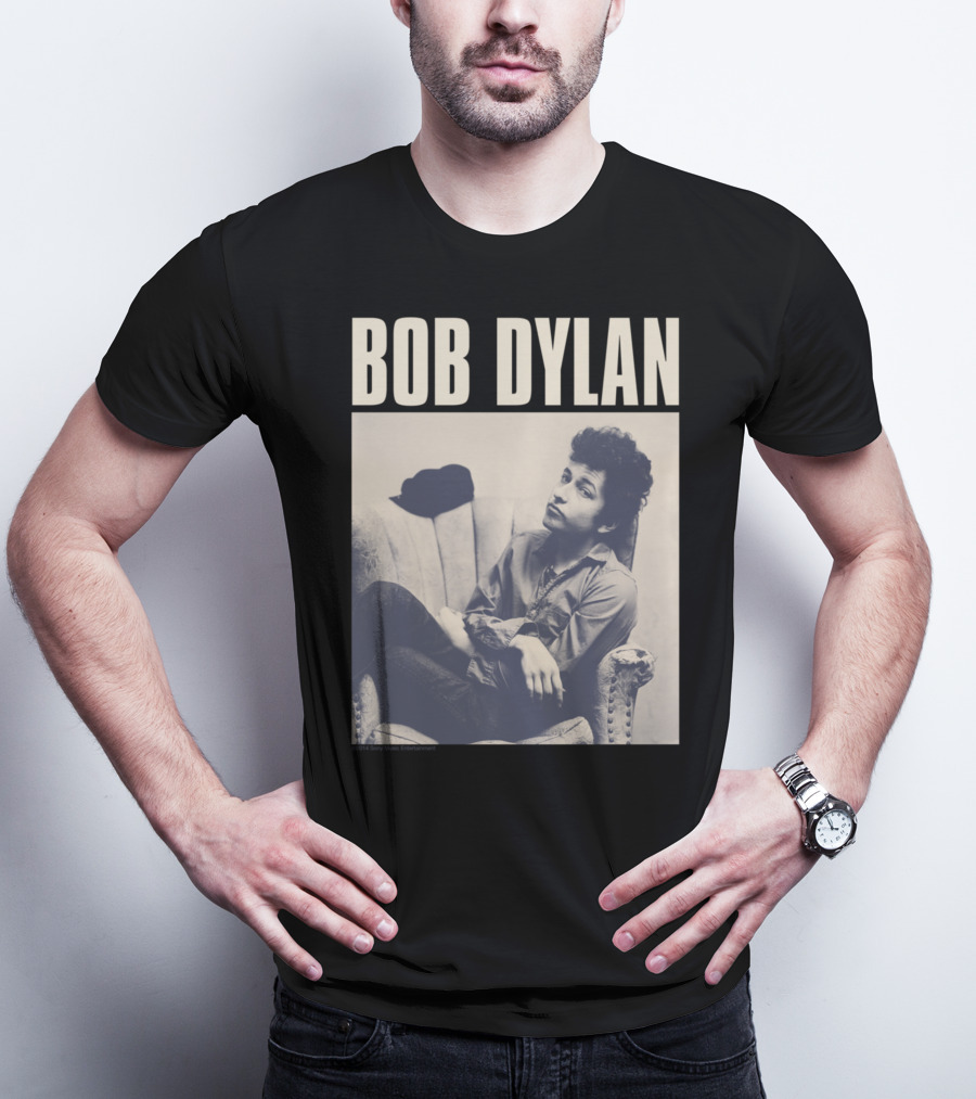 Bob Dylan Sitting On Chair Iconic Photo T-Shirt