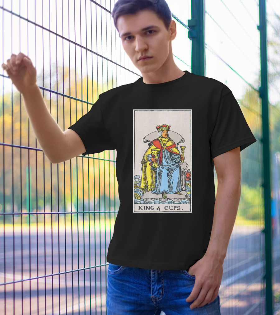 King Of Cups Tarot Card Ruler Element Water Symbolism T-Shirt