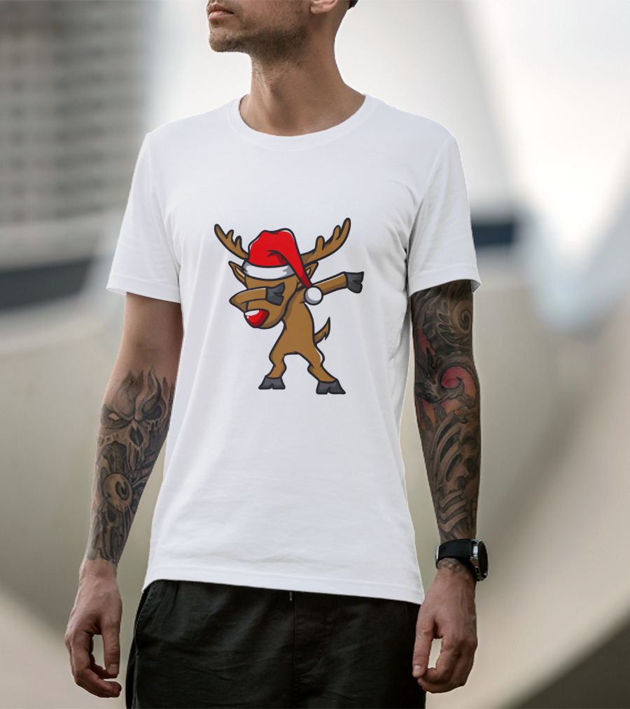 Funny Dabbing Reindeer With Santa Hat Christmas Costume T-Shirt