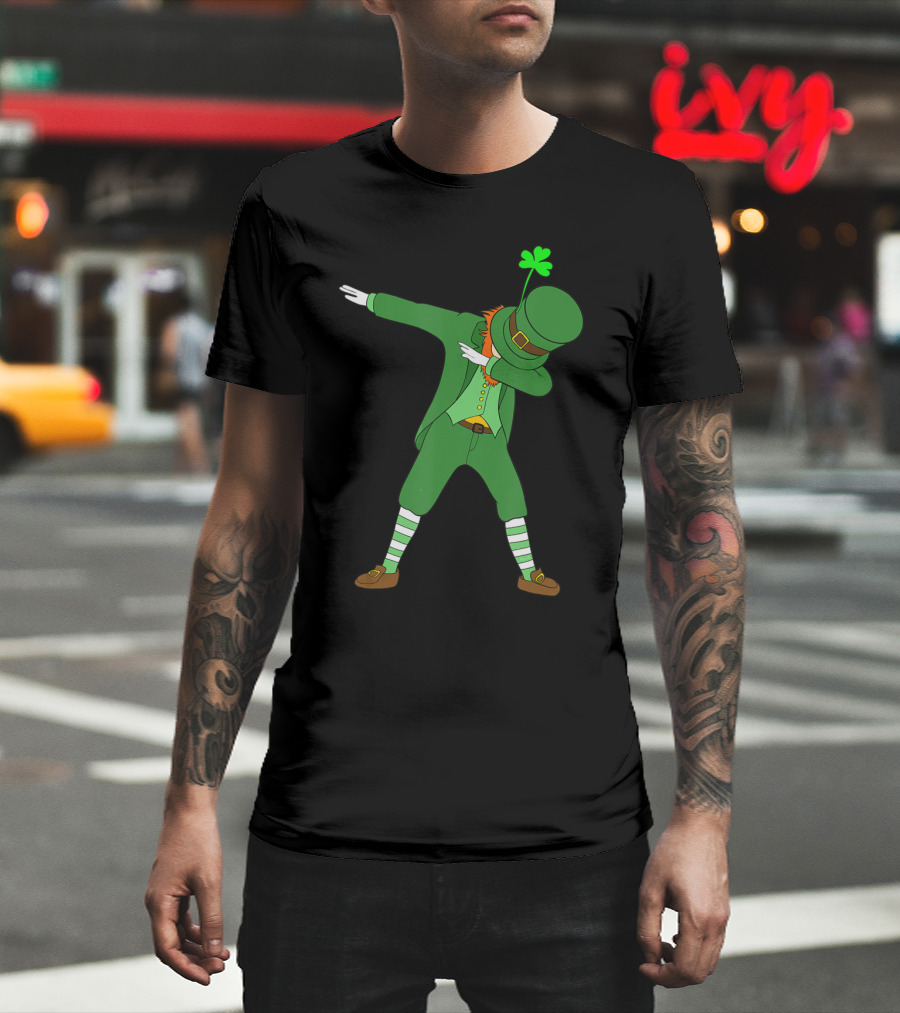 Dabbing Leprechaun St Patricks Day Boys Dab Shamrock Hat T-Shirt