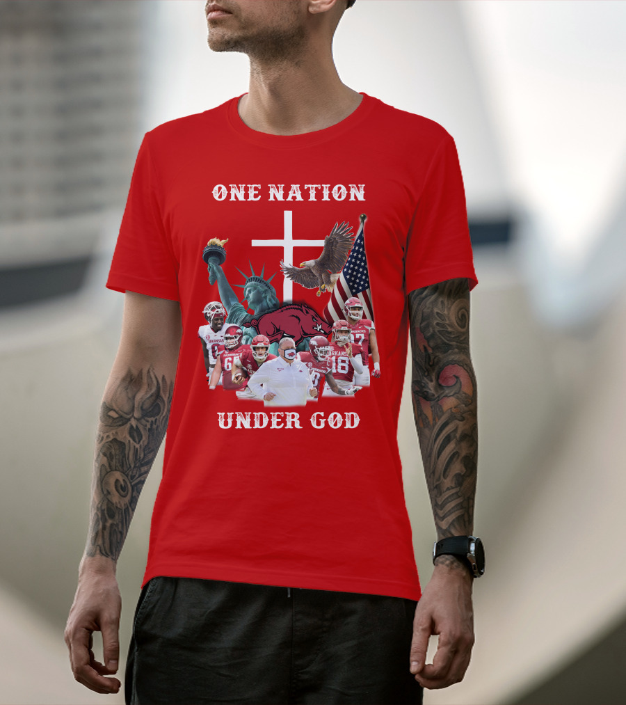 ONE NATION UNDER GOD Arkansas Razorbacks Football Liberty Statue Eagle Flag T-Shirt