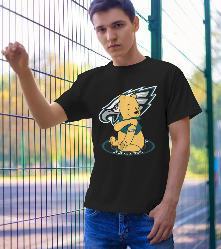 Philadelphia Eagles Pooh Bear Crossover T-Shirt