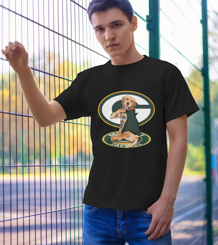 Golden Retriever Wearing Green Bay Packers Jersey T-Shirt