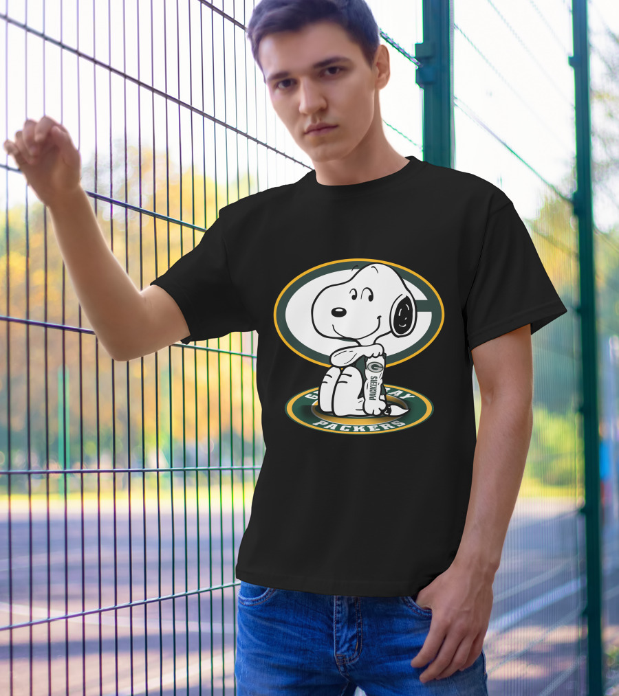 Snoopy Green Bay Packers T-Shirt